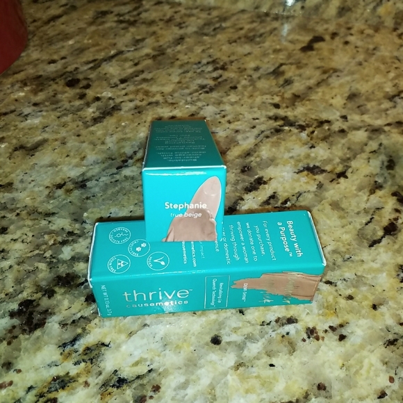 Thrive | Makeup | Thrive Lipstick | Poshmark